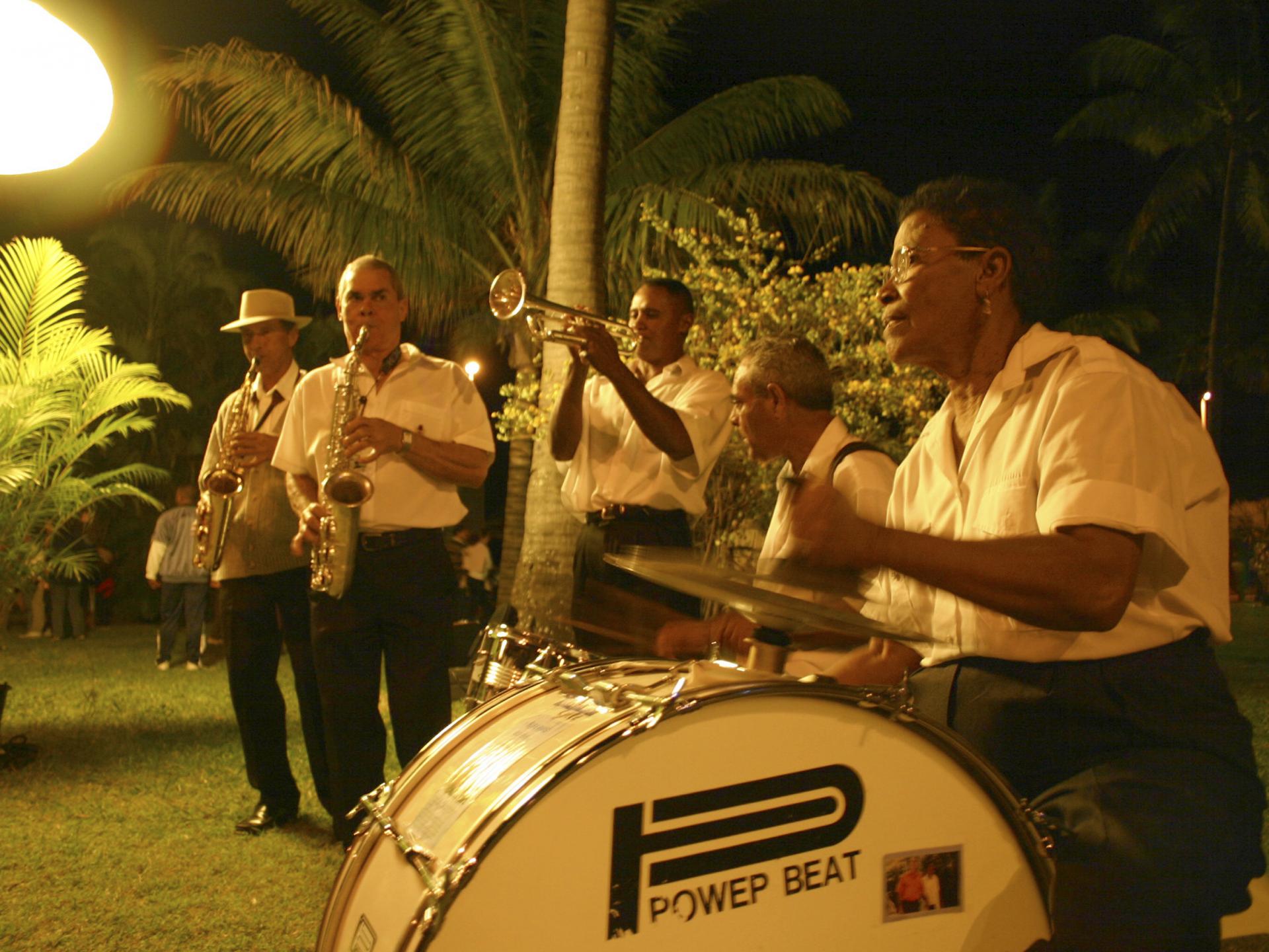 Reunion Island musical instruments | Île de la Réunion Tourisme