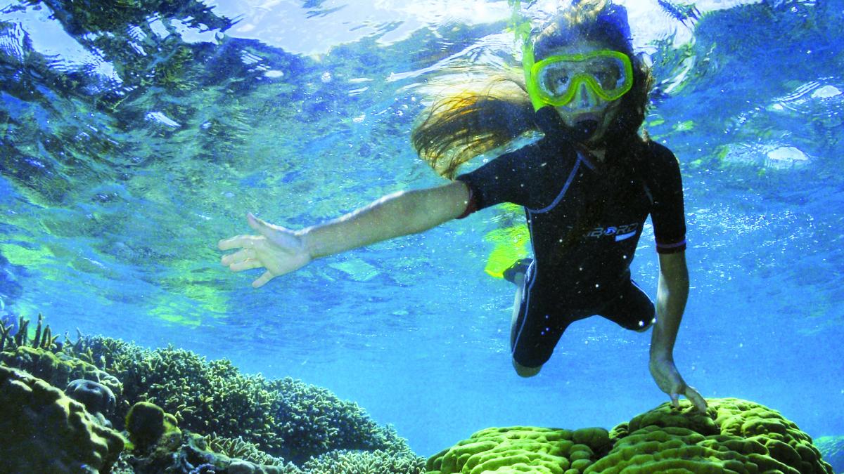 Reunion Island Lagoon: a blue paradise on the West Coast